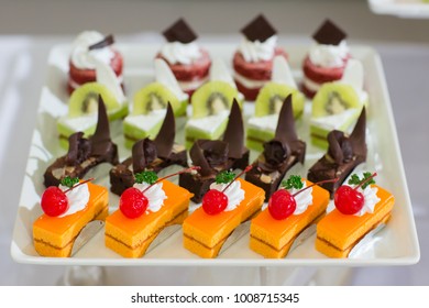 Different Types Cake Stock Photo 1008715345 | Shutterstock