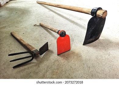 2,780 Iron Hoe Images, Stock Photos & Vectors | Shutterstock