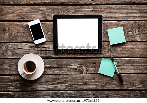 Digital Tablet Computer Sticky Note Paper Stock Photo 197361833 ...