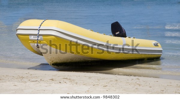 Dingy On Beach Stock Photo 9848302 | Shutterstock
