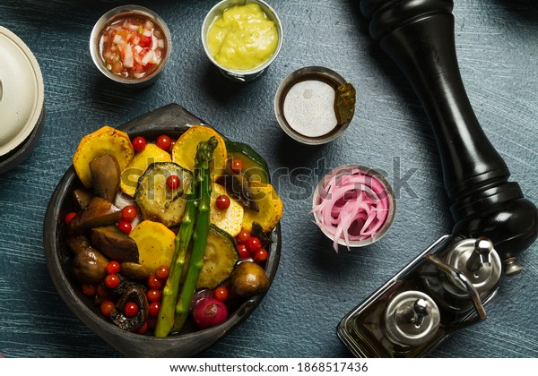 Dinner Table Beef Stew Toppings Garnishes Stock Photo 1868517436 ...