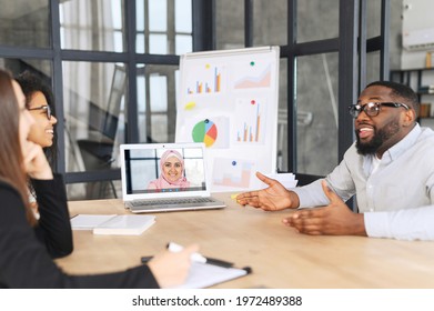 428 Connecting job seekers Images, Stock Photos & Vectors | Shutterstock