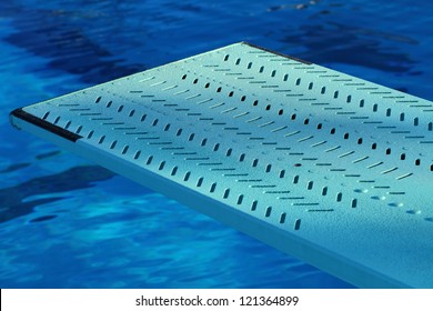 656 Spring board diving Images, Stock Photos & Vectors | Shutterstock