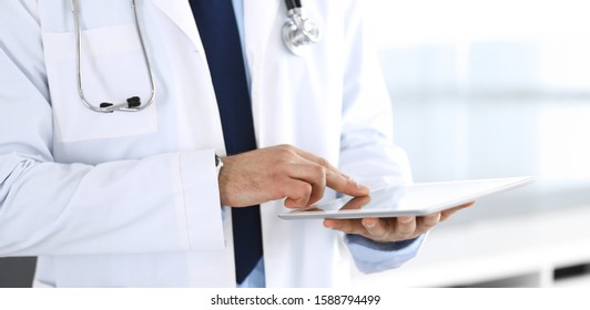 Doctor Man Using Tablet Computer Network Stock Photo 1588794499 ...