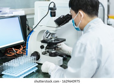 Doctor Using Microscope Observe Samples Stock Photo 1629643975 ...