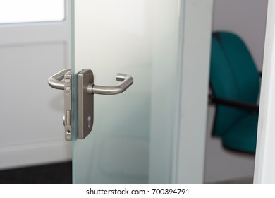 349 Open door doctors office Images, Stock Photos & Vectors | Shutterstock