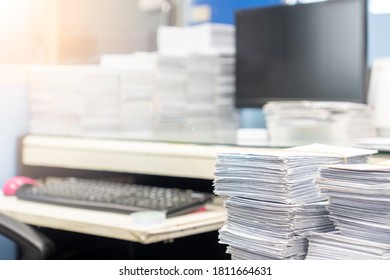 35,874 fotos de Documentos desordenados - Fotos, imágenes y otros ...