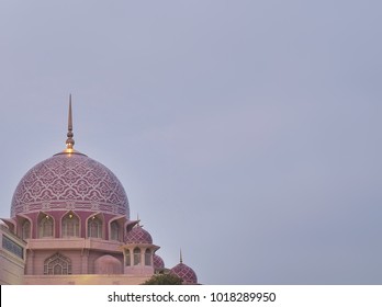 Dome Mosque Side View Stock Photo 1018289950 | Shutterstock