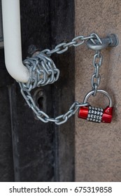 Door chain Images, Stock Photos & Vectors | Shutterstock