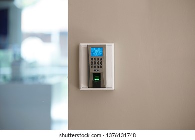 61,588 Electronic doors Images, Stock Photos & Vectors | Shutterstock