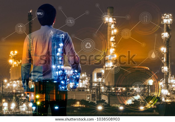 Doble exposición de Ingeniero con la industria de refinería de petróleo ... Doble exposición de Ingeniero con la industria de refinería de petróleo ...