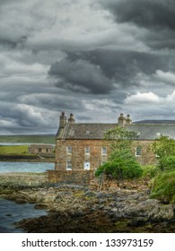 Dramatic Sky Over Typical Scottish House Stock Photo 133973159 ...