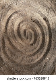 Draw Circle On Sand Stock Photo 763528945 | Shutterstock