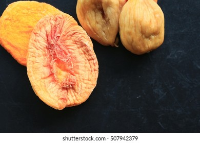 Whole Tangerine Peel Beside Unpeeled Buds Stock Photo 1775478872 ...