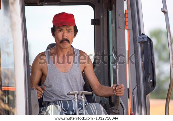 Driver Excavator Driver Cabin Controls Process Stock Photo 1012910344 ...