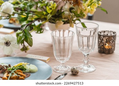 Easter Table With Nice Flowers PPT template 13 | CrystalGraphics