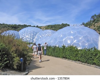 Eden Project Domes Cornwall Stock Photo 1357804 | Shutterstock