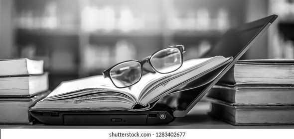 Elearning Technology Learning Anywhere Anytime Anyone Stock Photo ...