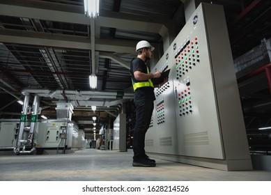 Electrical Engineer Team Working Front Hvac Stock Photo 1628214526 ...