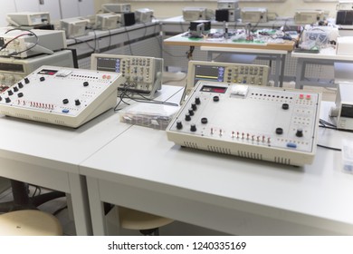 Electrical Engineering Classroom Measuring Devices Laboratory Stock ...