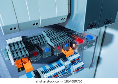 Electrical Panel Voltage Distributor Automatic Switches库存照片1864689766 ...