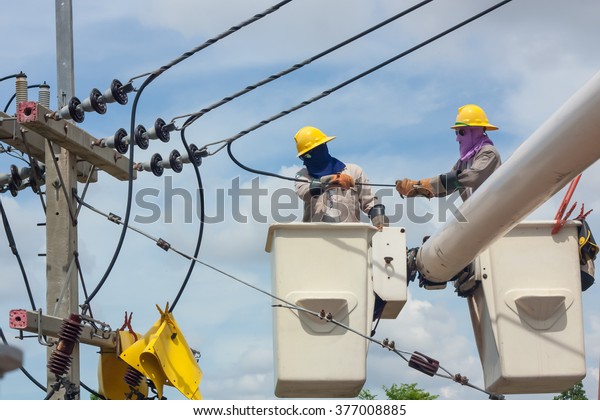 6,783 Electric utility worker 이미지, 스톡 사진 및 벡터 | Shutterstock