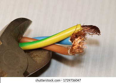 282 Live neutral earth wire Images, Stock Photos & Vectors | Shutterstock