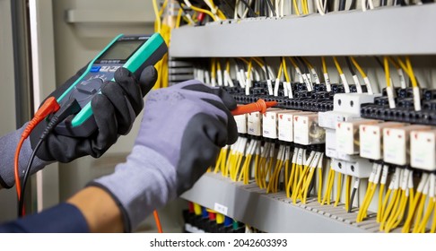 38,440 Electrical protection and control Images, Stock Photos & Vectors ...