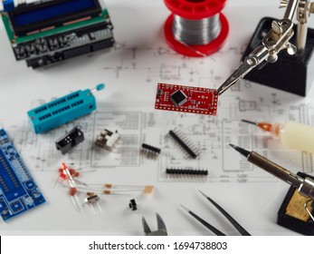 Electronic Diy Project Arduinoelectronics Microprocessordrawing On ...