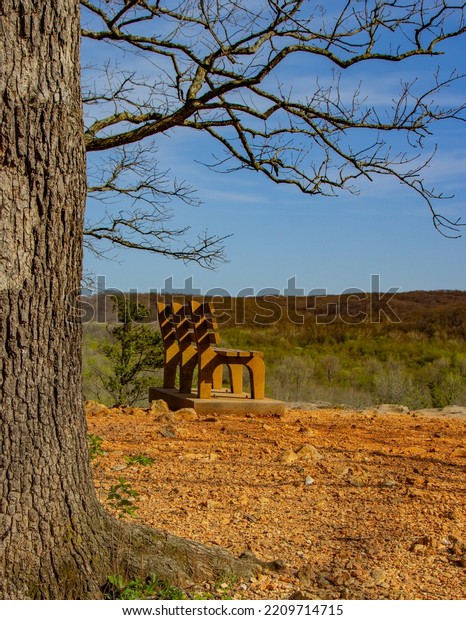 Empty Bench Top Bluff Tree Stock Photo 2209714715 | Shutterstock