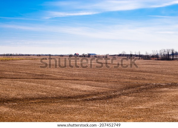 Empty Brown Farm Fields Barn Distance Stock Photo 207452749 | Shutterstock