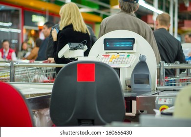 1,108 Empty cash register Images, Stock Photos & Vectors | Shutterstock
