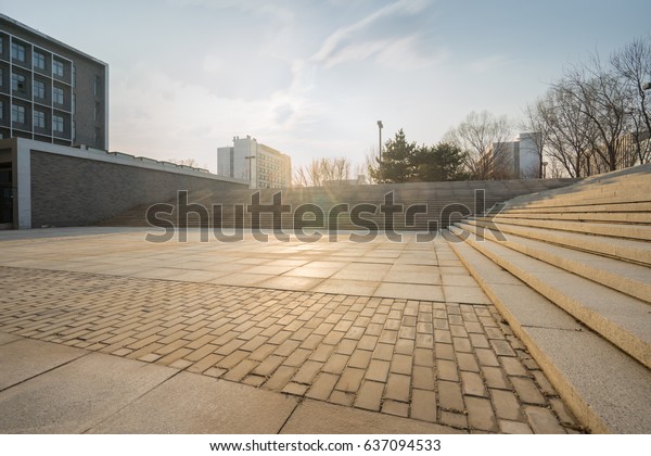 Empty Citys Sunken Square Stock Photo 637094533 | Shutterstock