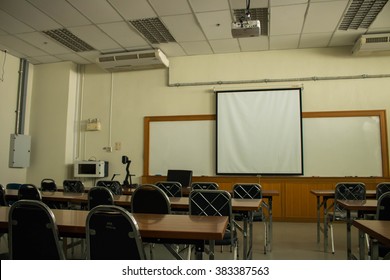 22,806 Dark classroom Images, Stock Photos & Vectors | Shutterstock