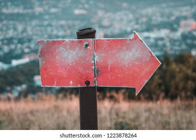 Empty Red Rust Pointing Arrow Right Stock Photo 1223878264 | Shutterstock