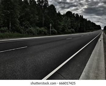 Empty Road Stock Photo 666017425 | Shutterstock