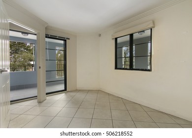 Empty Room Windows Stock Photo 506218552 | Shutterstock