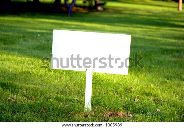 Empty Sign Stock Photo 1305989 | Shutterstock