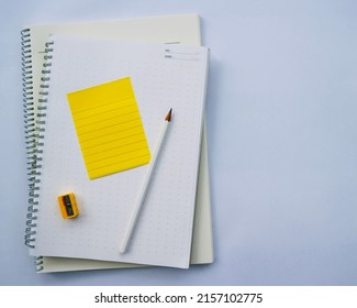 Empty Sticky Note Lines On Notebooks Stock Photo 2157102775 | Shutterstock