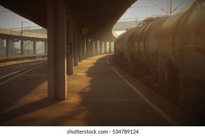 Empty Train Station Stock Photo 534789124 | Shutterstock