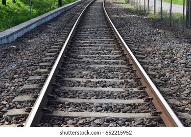 Empty Train Track Stock Photo 652215952 | Shutterstock