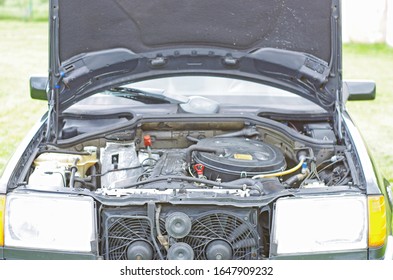 Engine Compartment Old Car Stock Photo 1647909232 | Shutterstock