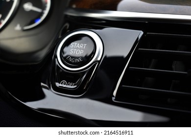 Engine Start Button Car Keyless Entry Stock Photo 2164516911 | Shutterstock