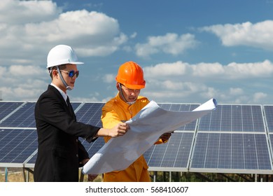Solar Power Plant Engineer Worker Work Stock Photo 572099125 | Shutterstock