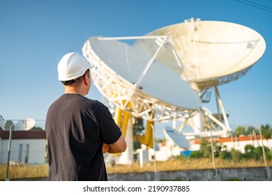 8,716 Telescope engineering Images, Stock Photos & Vectors | Shutterstock
