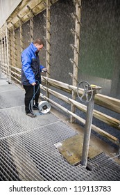 Engineer Measuring Basin Hydrostatic Level CoolingẢnh có sẵn119113783 ...