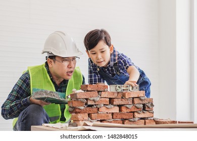 Engineering Constructions Concepts Father Son Building Stock Photo ...