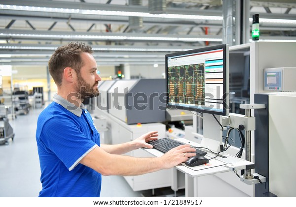 983,228 Production Technology Images, Stock Photos & Vectors | Shutterstock