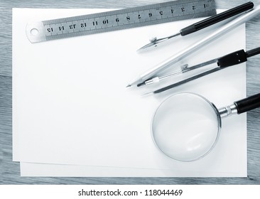 6,325 Compass parts Images, Stock Photos & Vectors | Shutterstock