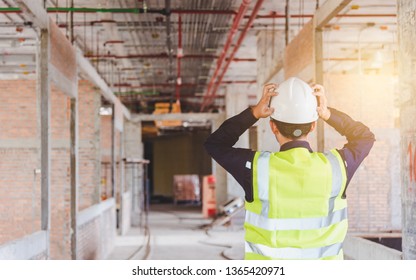 4,553 Frustrated construction worker Images, Stock Photos & Vectors ...